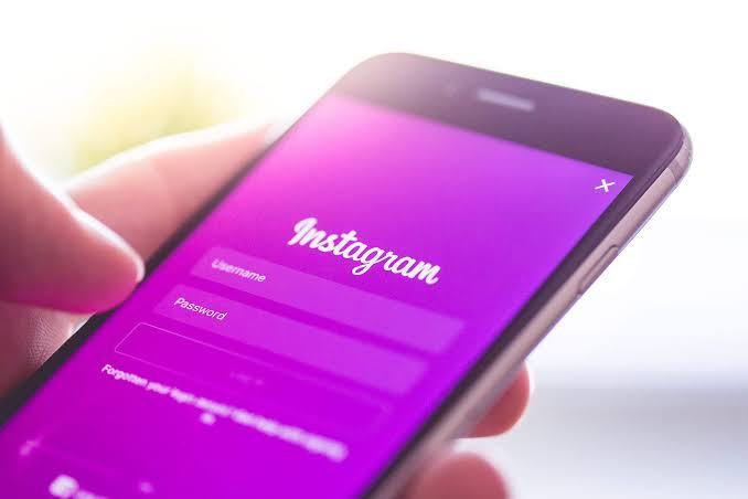 Find Out Who Stalks Your Instagram With These Tips – SocialWick
